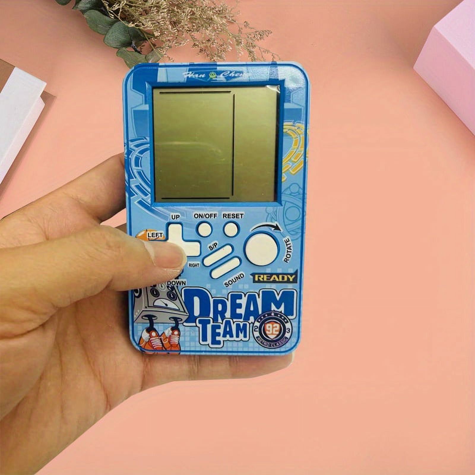 Holiday Gift Electronic Game Machine: A Large Screen Handheld Game ...